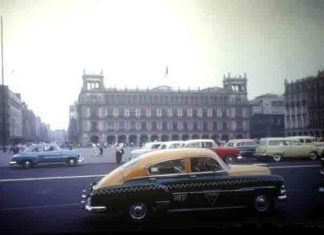 Historia del taxi en México | Cómo han cambiado los modelos y colores ...
